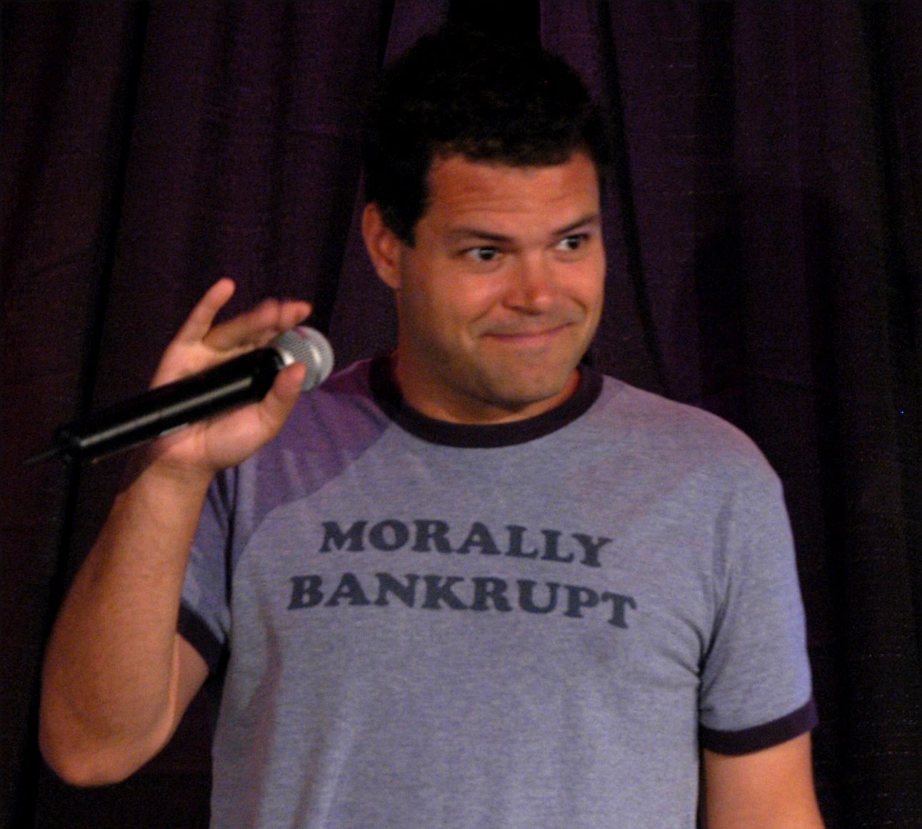 Aaron Douglas, Chief Tyrol in Battlestar Galactica - CifiMad